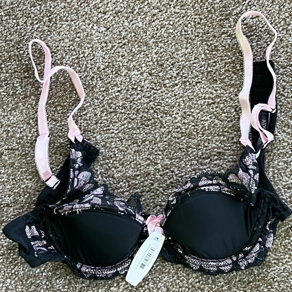 Adore Me | Intimates & Sleepwear | Adore Me Lace Bra Size 32b Nwt ...